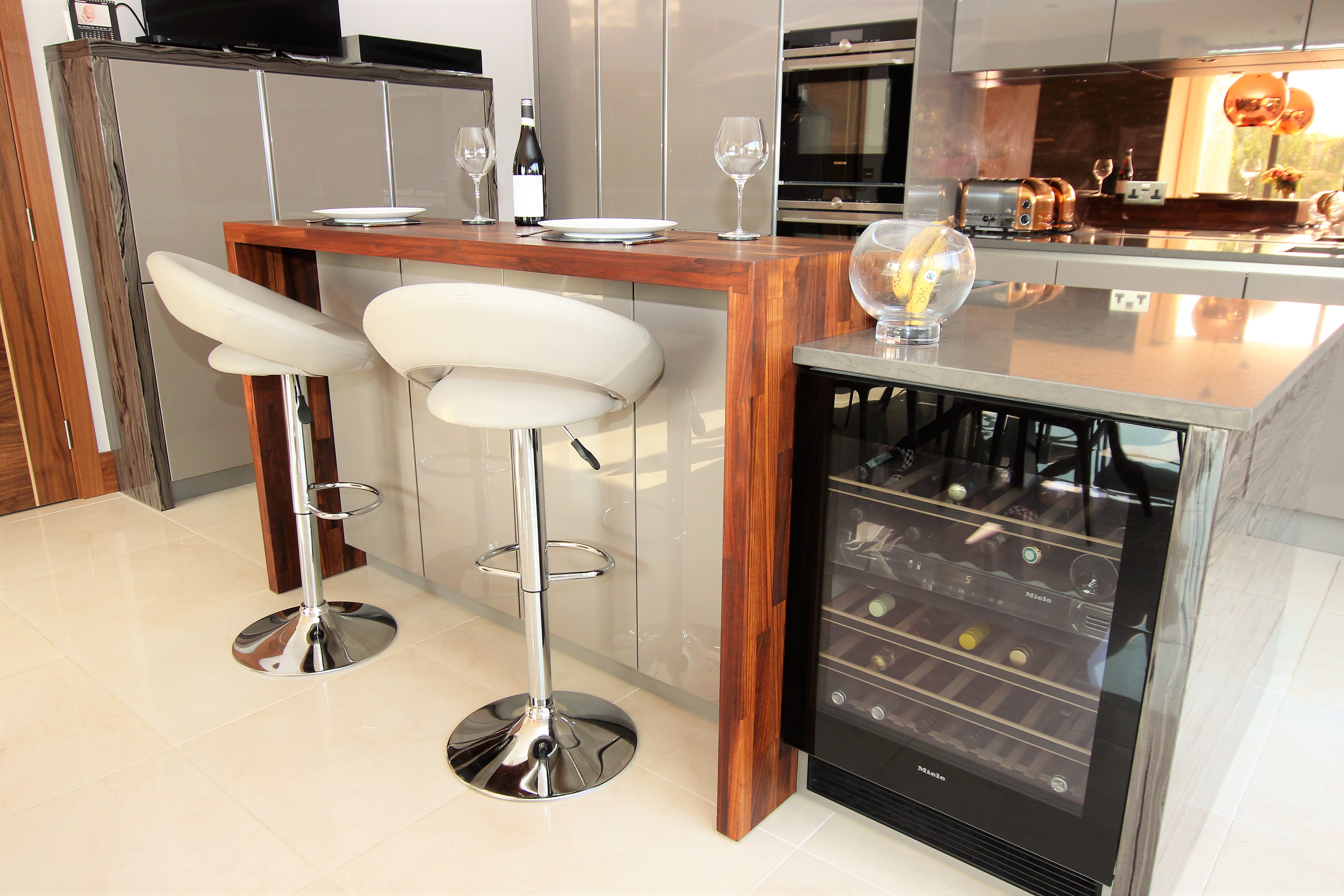 Kitchen Island Appliances For Making Best Use Of Your Kitchen