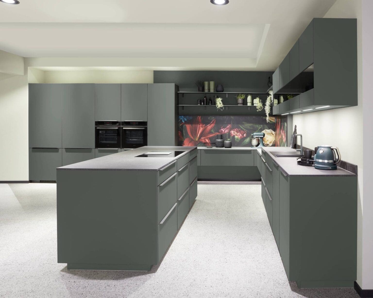 Kitchen Ventilation Guide: Extractor Fans, Cooker Hoods & Ventilation ...